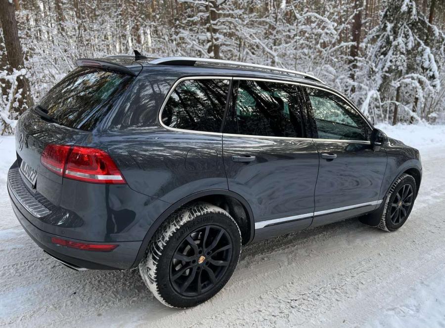 Pelēks Volkswagen Touareg 2011 Kauņa, ar dzinēja tilpumu 2.97 L un nobraukumu 308 tūkst. km par 10800 €, foto 9 vietnē AUTOMOTO.COM.LV