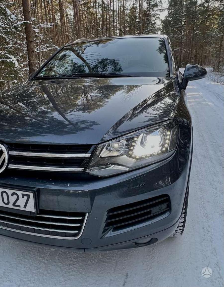 Pelēks Volkswagen Touareg 2011 Kauņa, ar dzinēja tilpumu 2.97 L un nobraukumu 308 tūkst. km par 10800 €, foto 11 vietnē AUTOMOTO.COM.LV