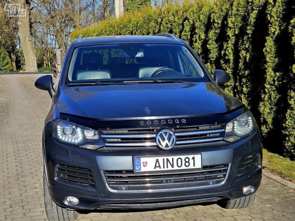 Pelēks Volkswagen Touareg 2011 Joniškis, ar dzinēja tilpumu 3.00 L un nobraukumu 374 tūkst. km par 8200 €, foto 2 vietnē AUTOMOTO.COM.LV