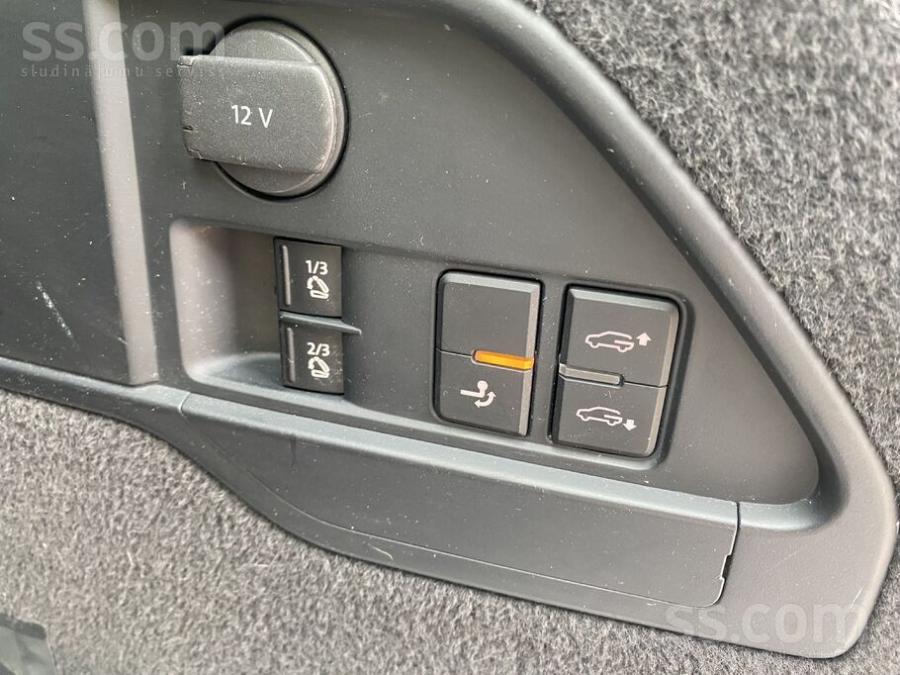 Pelēks Volkswagen Touareg 2011 Rīga, ar dzinēja tilpumu 3.00 L un nobraukumu 0 tūkst. km par 12500 €, foto 11 vietnē AUTOMOTO.COM.LV