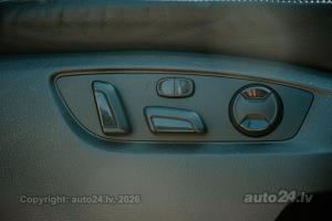 Pelēks Volkswagen Touareg 2011 Tallina, ar dzinēja tilpumu 3.00 L un nobraukumu 265 tūkst. km par 11900 €, foto 13 vietnē AUTOMOTO.COM.LV
