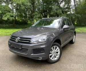 Pelēks Volkswagen Touareg 2011 Rīga, ar dzinēja tilpumu 3.00 L un nobraukumu 0 tūkst. km par 11700 €, foto 3 vietnē AUTOMOTO.COM.LV