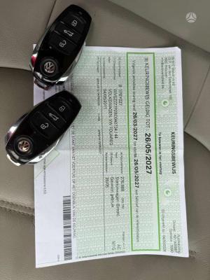 Pelēks Volkswagen Touareg 2011 Raseiniai, ar dzinēja tilpumu 2.97 L un nobraukumu 280 tūkst. km par 9300 €, foto 21 vietnē AUTOMOTO.COM.LV