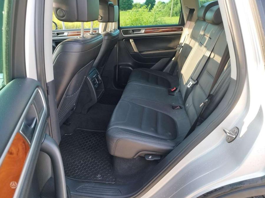 Серый Фольксваген Туарег 2011 в Ретавас, объемом двигателя 3.60 л и пробегом 317 тыс. км за 8900 €, фото 18 на AUTOMOTO.COM.LV