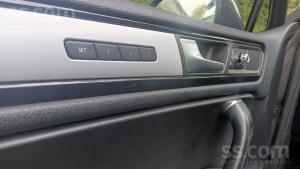 Grey Volkswagen Touareg 2011 in Jelgava, with an engine capacity of 3.00 L and mileage of 206 thousand km for 12100 €, photo 24 on AUTOMOTO.COM.LV