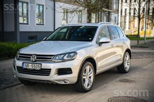 Grey Volkswagen Touareg 2012 in Riga, with an engine capacity of 3.00 L and mileage of 0 thousand km for 34990 €, photo 1 on AUTOMOTO.COM.LV