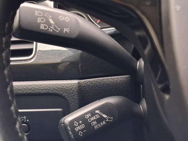 Pelēks Volkswagen Touareg 2012 Kauņa, ar dzinēja tilpumu 2.97 L un nobraukumu 198 tūkst. km par 12500 €, foto 10 vietnē AUTOMOTO.COM.LV