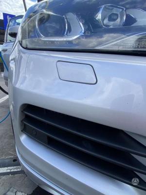 Grey Volkswagen Touareg 2012 in Vilnius, with an engine capacity of 2.97 L and mileage of 410 thousand km for 5999 €, photo 40 on AUTOMOTO.COM.LV