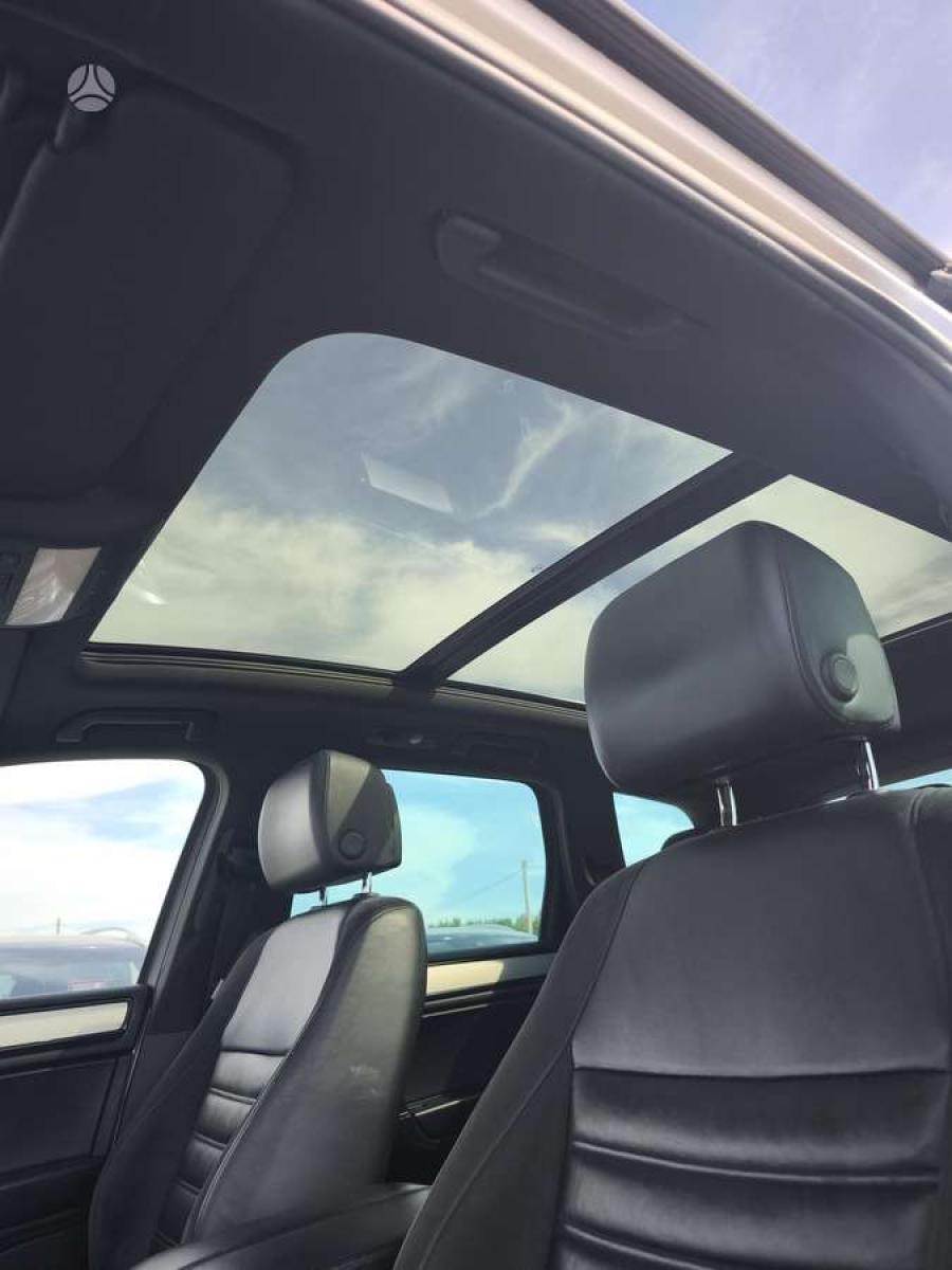 Pelēks Volkswagen Touareg 2012 Viļņa, ar dzinēja tilpumu 3.00 L un nobraukumu 234 tūkst. km par 11950 €, foto 17 vietnē AUTOMOTO.COM.LV