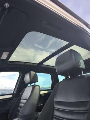 Pelēks Volkswagen Touareg 2012 Viļņa, ar dzinēja tilpumu 3.00 L un nobraukumu 234 tūkst. km par 11950 €, foto 21 vietnē AUTOMOTO.COM.LV