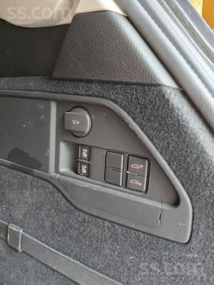 Pelēks Volkswagen Touareg 2012 Jūrmala, ar dzinēja tilpumu 3.00 L un nobraukumu 258 tūkst. km par 9500 €, foto 16 vietnē AUTOMOTO.COM.LV