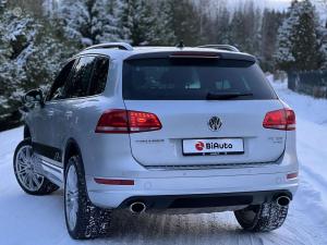 Pelēks Volkswagen Touareg 2013 Utena, ar dzinēja tilpumu 2.97 L un nobraukumu 285 tūkst. km par 11950 €, foto 12 vietnē AUTOMOTO.COM.LV