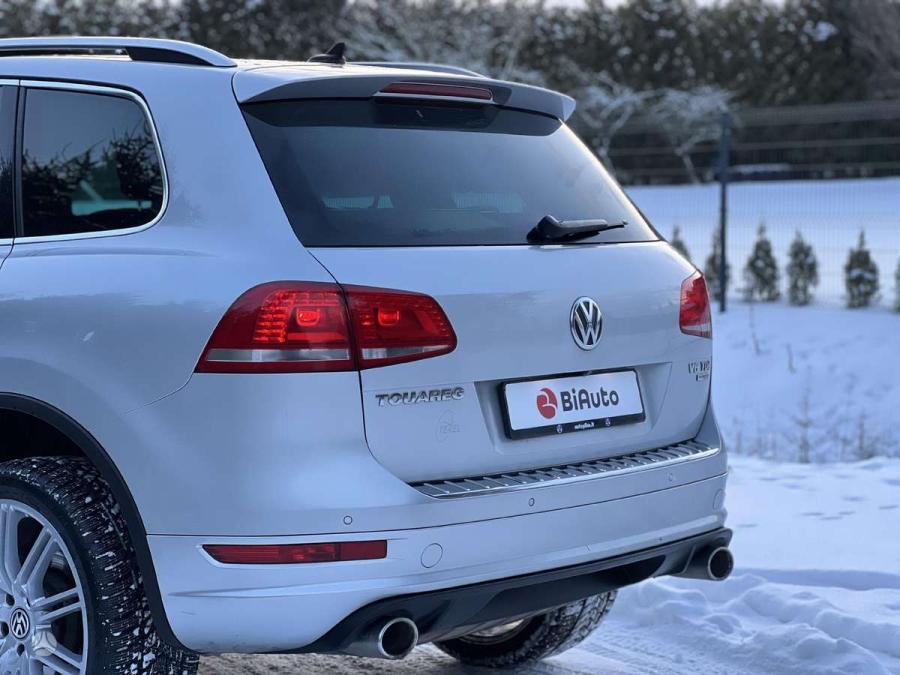 Pelēks Volkswagen Touareg 2013 Utena, ar dzinēja tilpumu 2.97 L un nobraukumu 285 tūkst. km par 11950 €, foto 13 vietnē AUTOMOTO.COM.LV