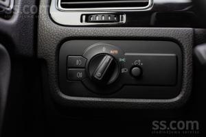Pelēks Volkswagen Touareg 2013 Rīga, ar dzinēja tilpumu 3.00 L un nobraukumu 457 tūkst. km par 9990 €, foto 16 vietnē AUTOMOTO.COM.LV