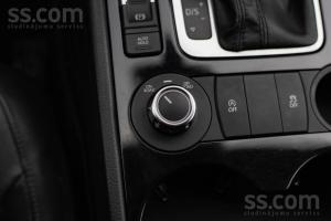 Pelēks Volkswagen Touareg 2013 Rīga, ar dzinēja tilpumu 3.00 L un nobraukumu 457 tūkst. km par 9990 €, foto 22 vietnē AUTOMOTO.COM.LV