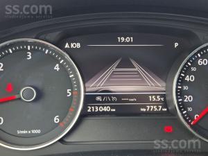 Grey Volkswagen Touareg 2013 in Daugavpils, with an engine capacity of 3.00 L and mileage of 215 thousand km for 14990 €, photo 24 on AUTOMOTO.COM.LV
