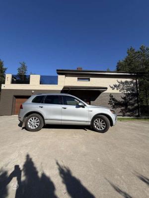 Pelēks Volkswagen Touareg 2013 Viļņa, ar dzinēja tilpumu 3.60 L un nobraukumu 294 tūkst. km par 8950 €, foto 4 vietnē AUTOMOTO.COM.LV