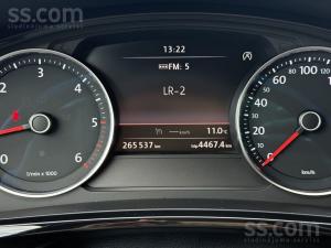 Pelēks Volkswagen Touareg 2013 Rīga, ar dzinēja tilpumu 3.00 L un nobraukumu 0 tūkst. km par 10600 €, foto 14 vietnē AUTOMOTO.COM.LV