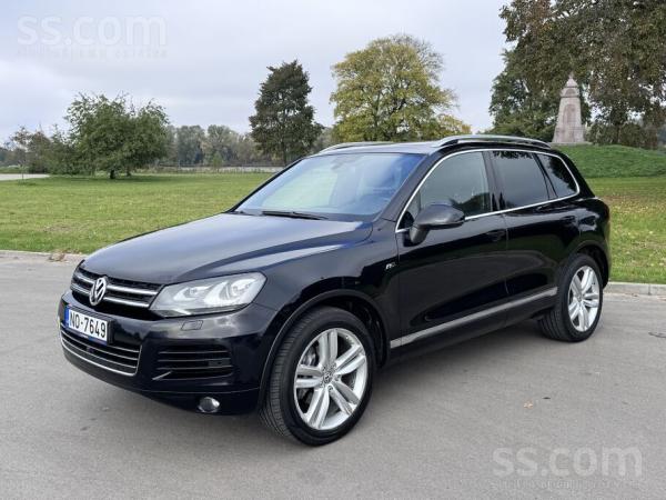 Pelēks Volkswagen Touareg 2013 Rīga, ar dzinēja tilpumu 3.00 L un nobraukumu 0 tūkst. km par 7650 €, foto 1 vietnē AUTOMOTO.COM.LV