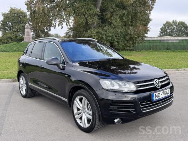 Pelēks Volkswagen Touareg 2013 Rīga, ar dzinēja tilpumu 3.00 L un nobraukumu 0 tūkst. km par 7650 €, foto 4 vietnē AUTOMOTO.COM.LV