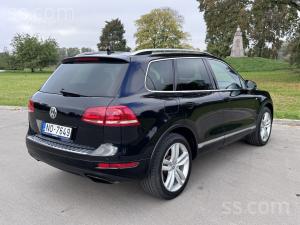 Pelēks Volkswagen Touareg 2013 Rīga, ar dzinēja tilpumu 3.00 L un nobraukumu 0 tūkst. km par 7650 €, foto 7 vietnē AUTOMOTO.COM.LV