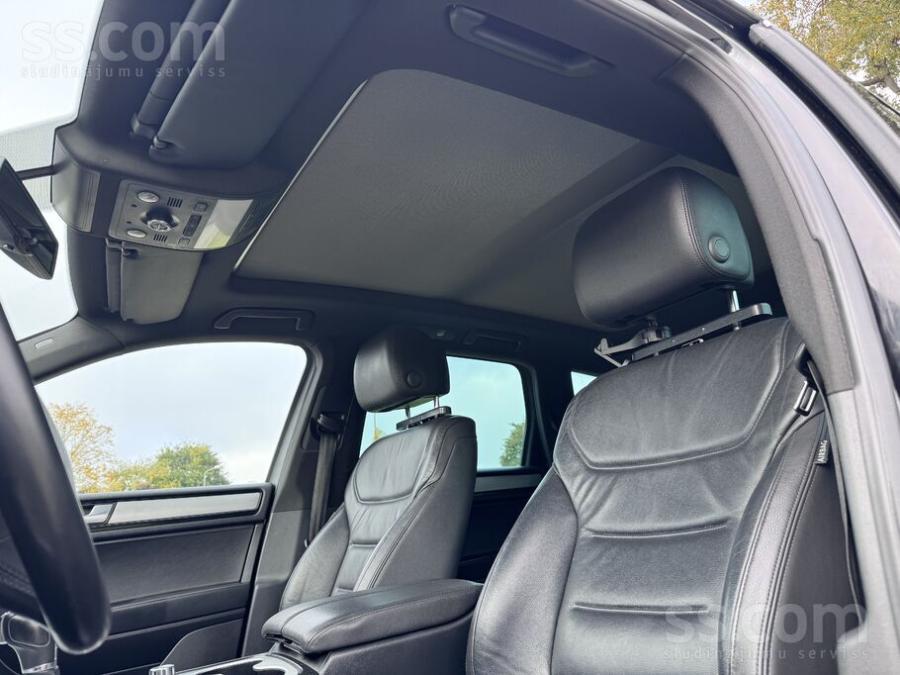 Pelēks Volkswagen Touareg 2013 Rīga, ar dzinēja tilpumu 3.00 L un nobraukumu 0 tūkst. km par 7650 €, foto 12 vietnē AUTOMOTO.COM.LV