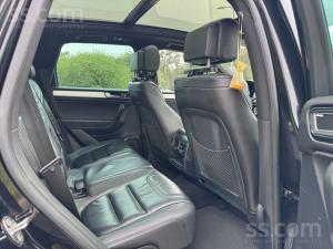 Pelēks Volkswagen Touareg 2013 Rīga, ar dzinēja tilpumu 3.00 L un nobraukumu 0 tūkst. km par 7650 €, foto 16 vietnē AUTOMOTO.COM.LV