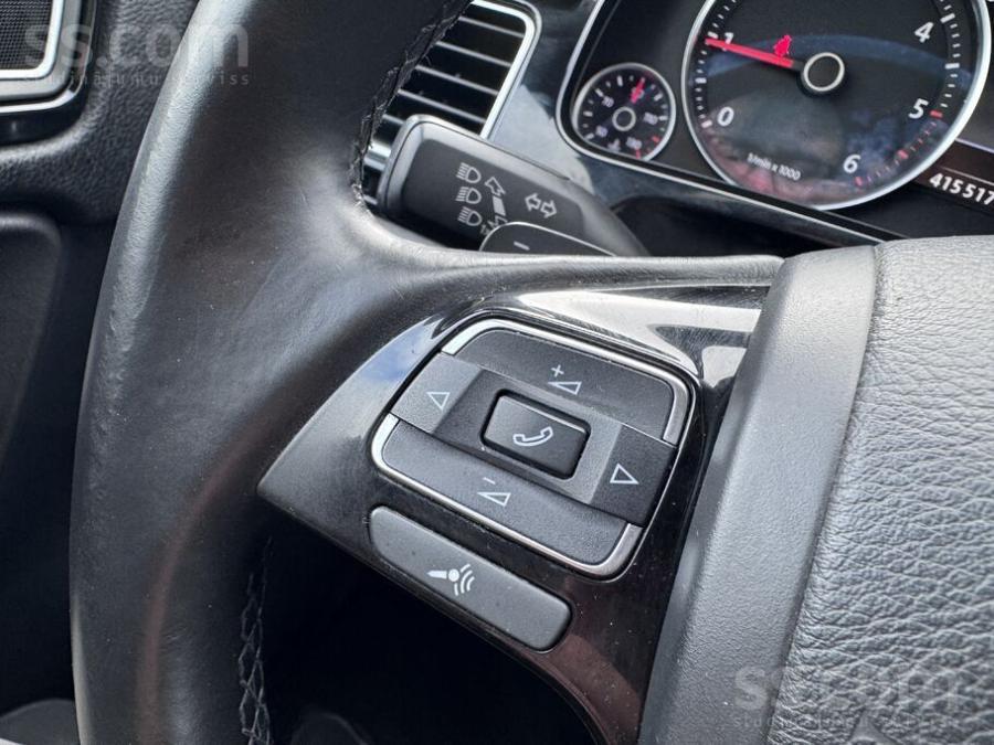 Pelēks Volkswagen Touareg 2013 Rīga, ar dzinēja tilpumu 3.00 L un nobraukumu 0 tūkst. km par 7650 €, foto 20 vietnē AUTOMOTO.COM.LV