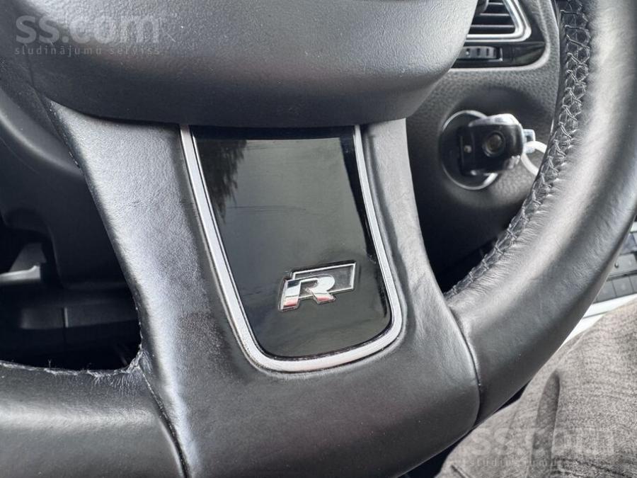 Pelēks Volkswagen Touareg 2013 Rīga, ar dzinēja tilpumu 3.00 L un nobraukumu 0 tūkst. km par 7650 €, foto 22 vietnē AUTOMOTO.COM.LV