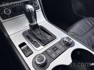 Pelēks Volkswagen Touareg 2013 Rīga, ar dzinēja tilpumu 3.00 L un nobraukumu 0 tūkst. km par 7650 €, foto 26 vietnē AUTOMOTO.COM.LV