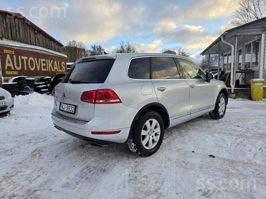 Серый Фольксваген Туарег 2014 в Резекне, объемом двигателя 3.00 л и пробегом 0 тыс. км за 12850 €, фото 6 на AUTOMOTO.COM.LV