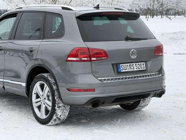 Pelēks Volkswagen Touareg 2014 Jonava, ar dzinēja tilpumu 2.97 L un nobraukumu 288 tūkst. km par 12950 €, foto 7 vietnē AUTOMOTO.COM.LV