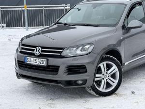 Pelēks Volkswagen Touareg 2014 Jonava, ar dzinēja tilpumu 2.97 L un nobraukumu 288 tūkst. km par 12999 €, foto 3 vietnē AUTOMOTO.COM.LV