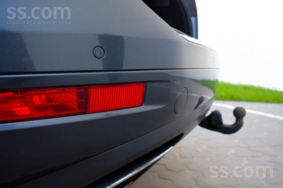 Pelēks Volkswagen Touareg 2014 Rīga, ar dzinēja tilpumu 3.00 L un nobraukumu 269 tūkst. km par 14500 €, foto 12 vietnē AUTOMOTO.COM.LV