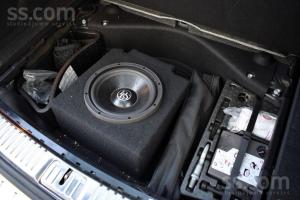 Pelēks Volkswagen Touareg 2014 Rīga, ar dzinēja tilpumu 3.00 L un nobraukumu 269 tūkst. km par 14500 €, foto 25 vietnē AUTOMOTO.COM.LV