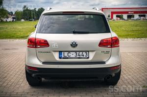 Pelēks Volkswagen Touareg 2014 Rīga, ar dzinēja tilpumu 3.00 L un nobraukumu 0 tūkst. km par 16990 €, foto 6 vietnē AUTOMOTO.COM.LV