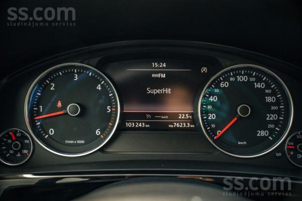 Pelēks Volkswagen Touareg 2014 Rīga, ar dzinēja tilpumu 3.00 L un nobraukumu 0 tūkst. km par 16990 €, foto 8 vietnē AUTOMOTO.COM.LV