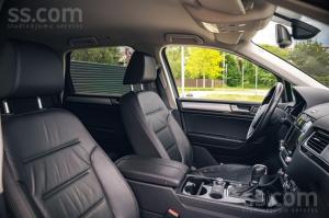Pelēks Volkswagen Touareg 2014 Rīga, ar dzinēja tilpumu 3.00 L un nobraukumu 0 tūkst. km par 16990 €, foto 13 vietnē AUTOMOTO.COM.LV