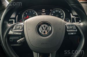 Pelēks Volkswagen Touareg 2014 Rīga, ar dzinēja tilpumu 3.00 L un nobraukumu 0 tūkst. km par 16990 €, foto 15 vietnē AUTOMOTO.COM.LV