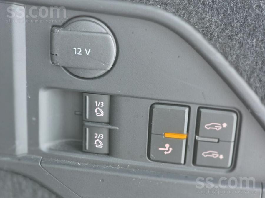 Grey Volkswagen Touareg 2014 in Rezekne, with an engine capacity of 3.00 L and mileage of 0 thousand km for 10850 €, photo 24 on AUTOMOTO.COM.LV