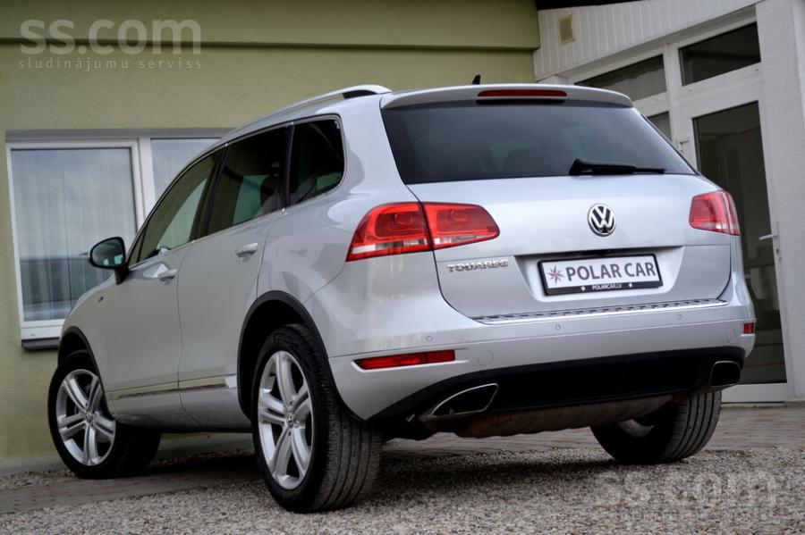 Pelēks Volkswagen Touareg 2014 Tukums, ar dzinēja tilpumu 3.00 L un nobraukumu 258 tūkst. km par 14190 €, foto 5 vietnē AUTOMOTO.COM.LV