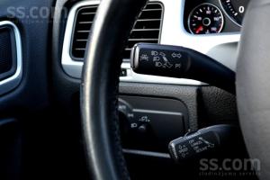 Pelēks Volkswagen Touareg 2014 Tukums, ar dzinēja tilpumu 3.00 L un nobraukumu 258 tūkst. km par 14190 €, foto 26 vietnē AUTOMOTO.COM.LV
