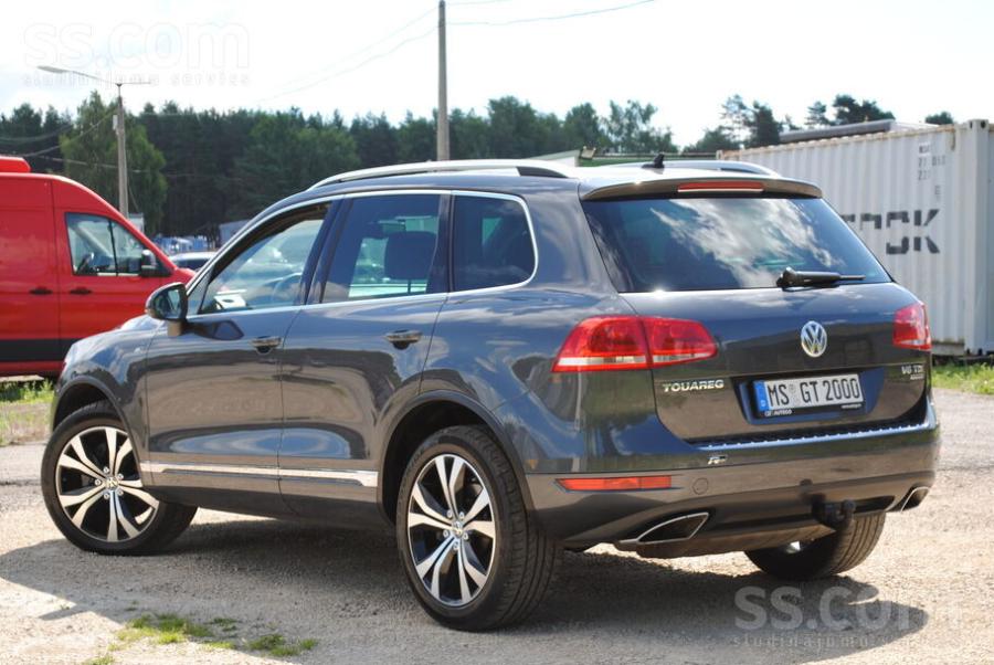 Pelēks Volkswagen Touareg 2014 Rīga, ar dzinēja tilpumu 3.00 L un nobraukumu 259 tūkst. km par 12990 €, foto 4 vietnē AUTOMOTO.COM.LV