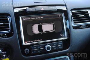 Pelēks Volkswagen Touareg 2014 Rīga, ar dzinēja tilpumu 3.00 L un nobraukumu 259 tūkst. km par 12990 €, foto 26 vietnē AUTOMOTO.COM.LV