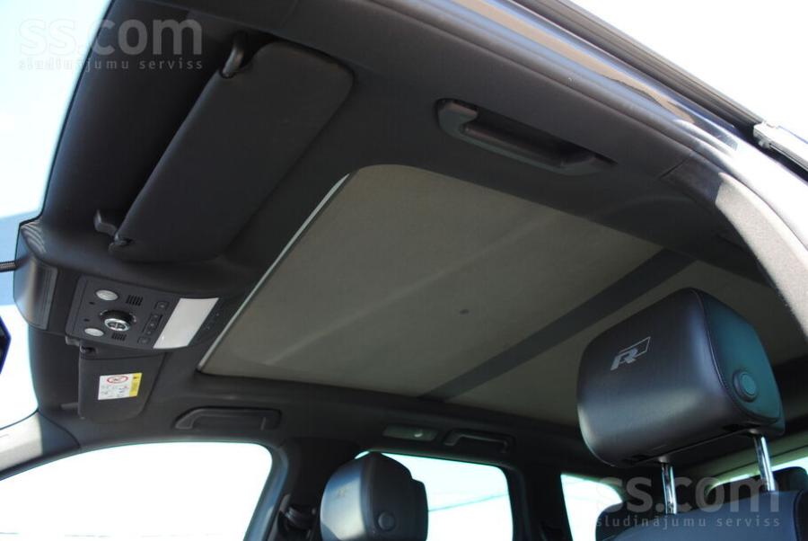 Pelēks Volkswagen Touareg 2014 Rīga, ar dzinēja tilpumu 3.00 L un nobraukumu 259 tūkst. km par 12990 €, foto 30 vietnē AUTOMOTO.COM.LV