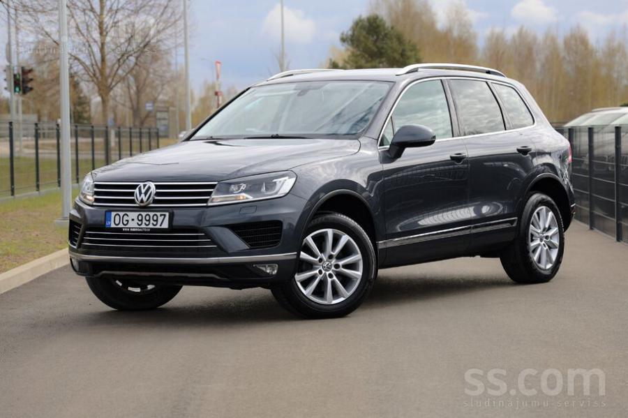 Pelēks Volkswagen Touareg 2015 Jelgava, ar dzinēja tilpumu 3.00 L un nobraukumu 0 tūkst. km par 12990 €, foto 1 vietnē AUTOMOTO.COM.LV