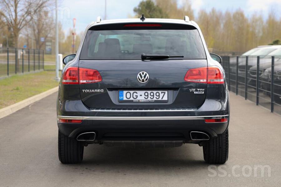Pelēks Volkswagen Touareg 2015 Jelgava, ar dzinēja tilpumu 3.00 L un nobraukumu 0 tūkst. km par 12990 €, foto 6 vietnē AUTOMOTO.COM.LV