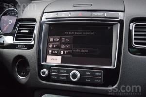 Pelēks Volkswagen Touareg 2015 Rīga, ar dzinēja tilpumu 3.00 L un nobraukumu 191 tūkst. km par 14900 €, foto 9 vietnē AUTOMOTO.COM.LV