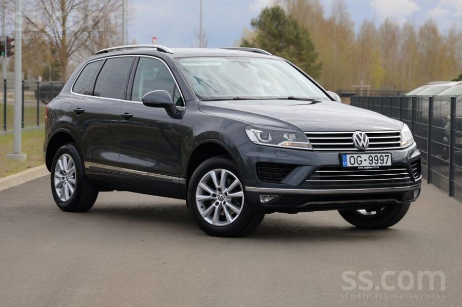 Grey Volkswagen Touareg 2015 in Jelgava, with an engine capacity of 3.00 L and mileage of 0 thousand km for 12990 €, photo 4 on AUTOMOTO.COM.LV