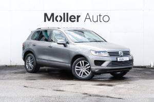 Pelēks Volkswagen Touareg 2015 Rīga, ar dzinēja tilpumu 3.00 L un nobraukumu 222 tūkst. km par 17950 €, foto 3 vietnē AUTOMOTO.COM.LV
